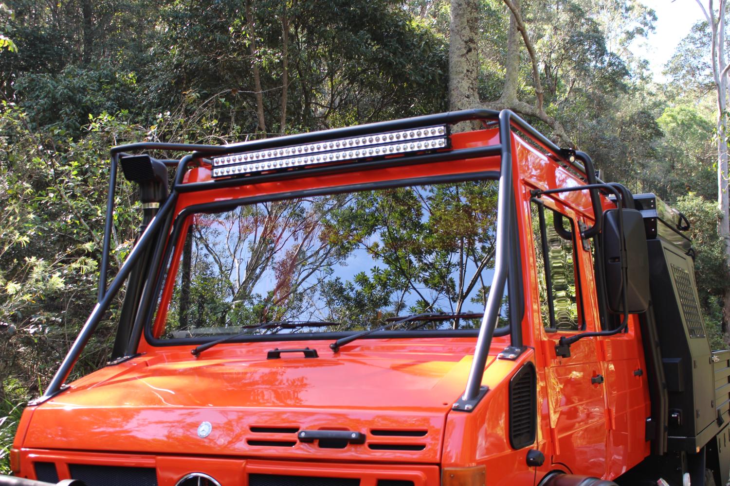 HIGHLY MODIFIED DUAL-CAB U1700 RESTORATION