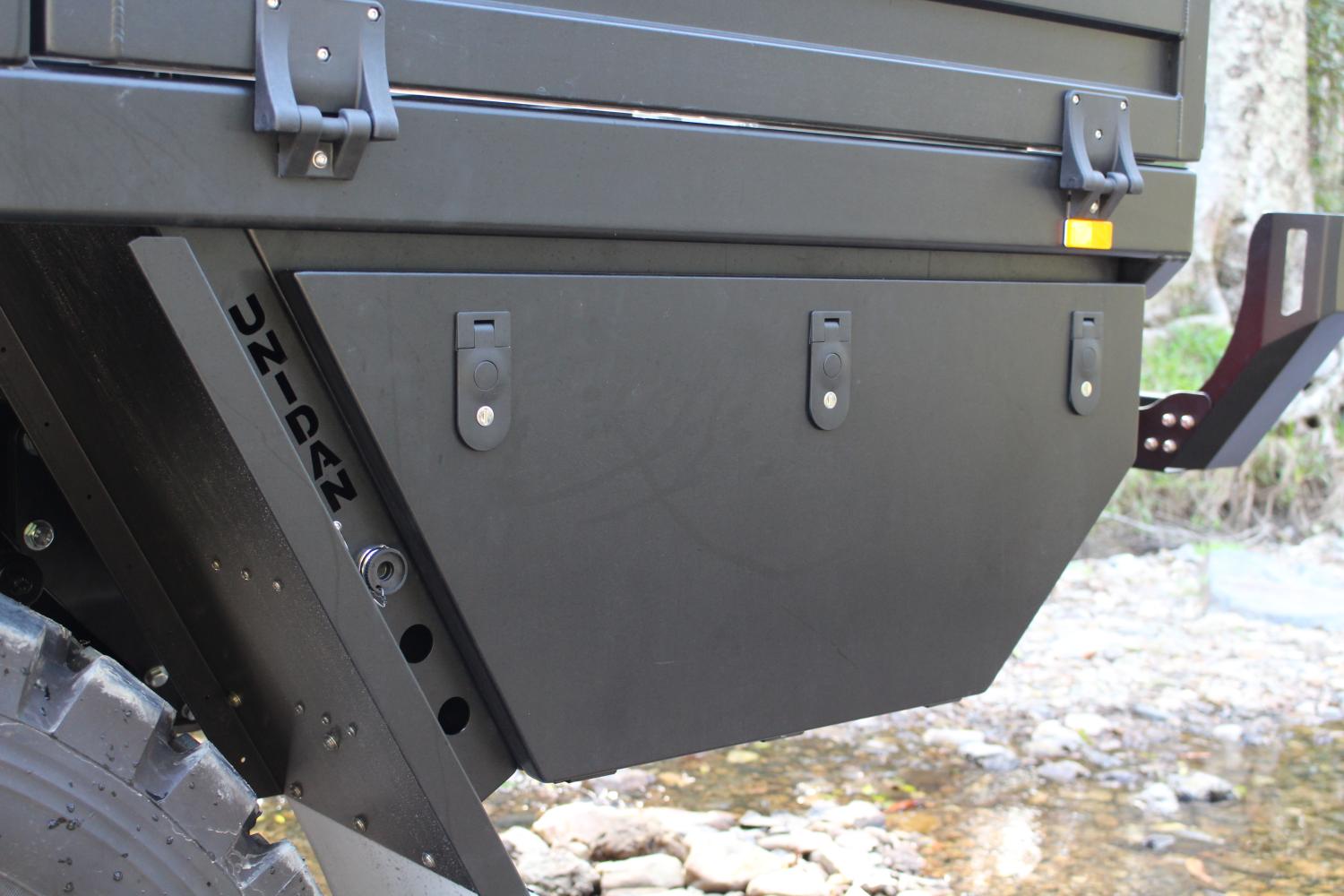 HIGHLY MODIFIED DUAL-CAB U1700 RESTORATION